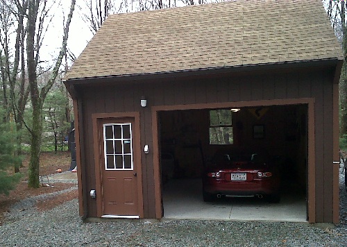 5 must-have garage features for enthusiasts | Torque News